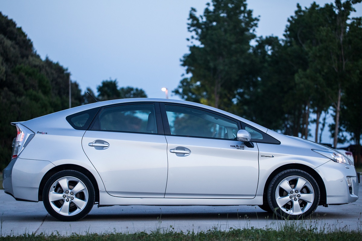 Toyota Prius | Terrae-car